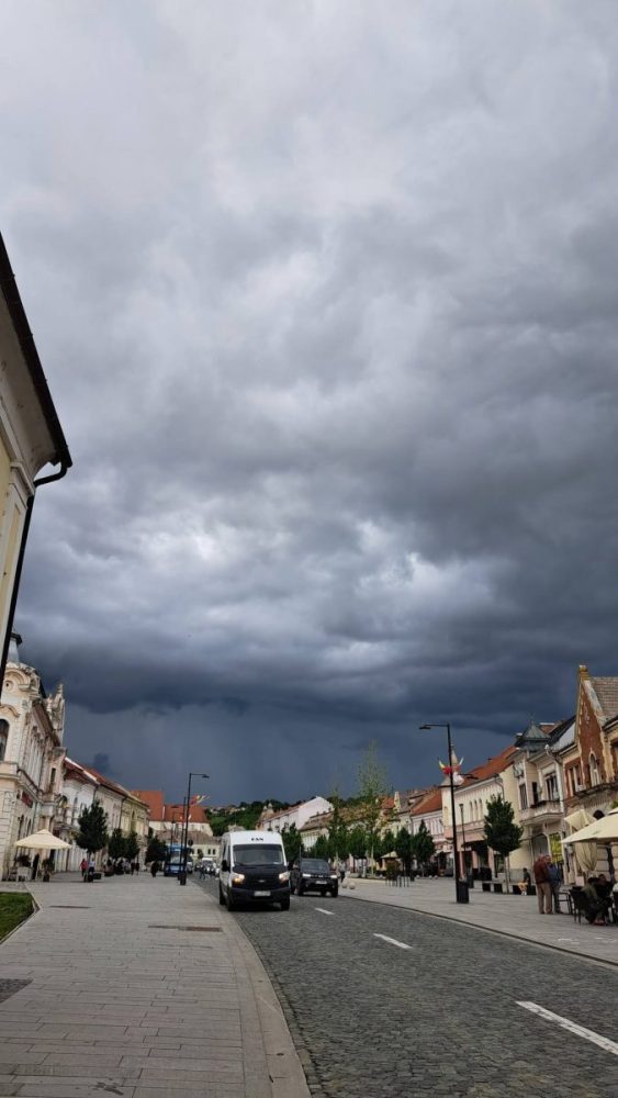 TurdaNews - Natura s-a dezlănțuit la Turda! Imagini apocaliptice ...