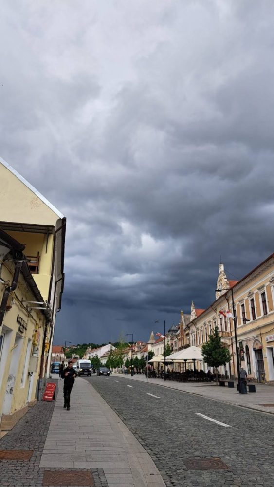 TurdaNews - Natura s-a dezlănțuit la Turda! Imagini apocaliptice ...
